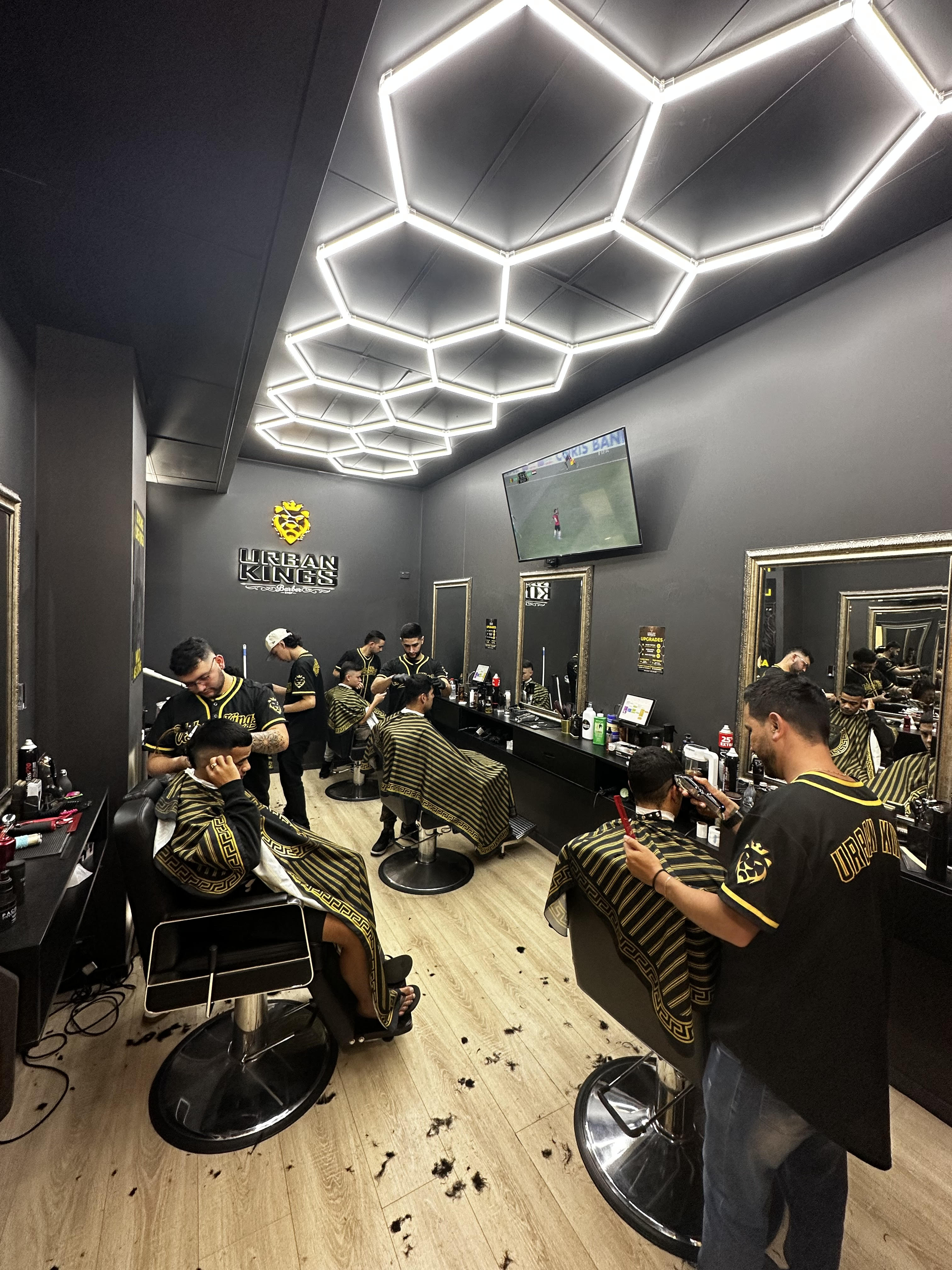 Urban Kings Barbershop | The Latina Pages